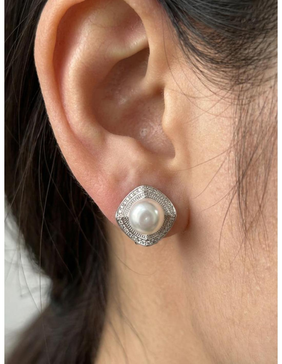 Pendientes Clip Plateados Cortos con Perlas Elegantes | Pellizco y Pinza